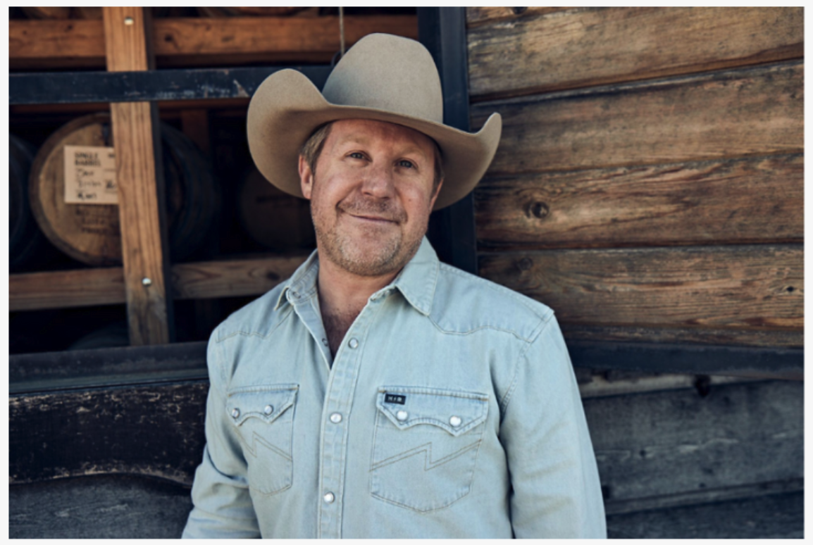 Kyle Park & Sarah Hobbs Independence Day Concert @ Palmilla Beach ...